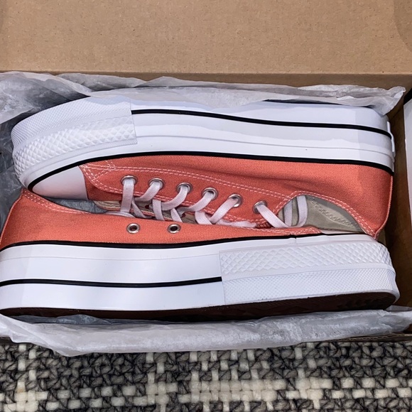 Converse | Shoes | Converse Chuck Taylor All Star Lift Ox Peachwhite ...